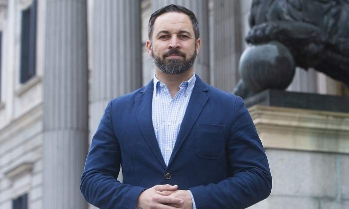 Abascal aplaude a un humorista inglés que llamó "psicópatas" a los toreros