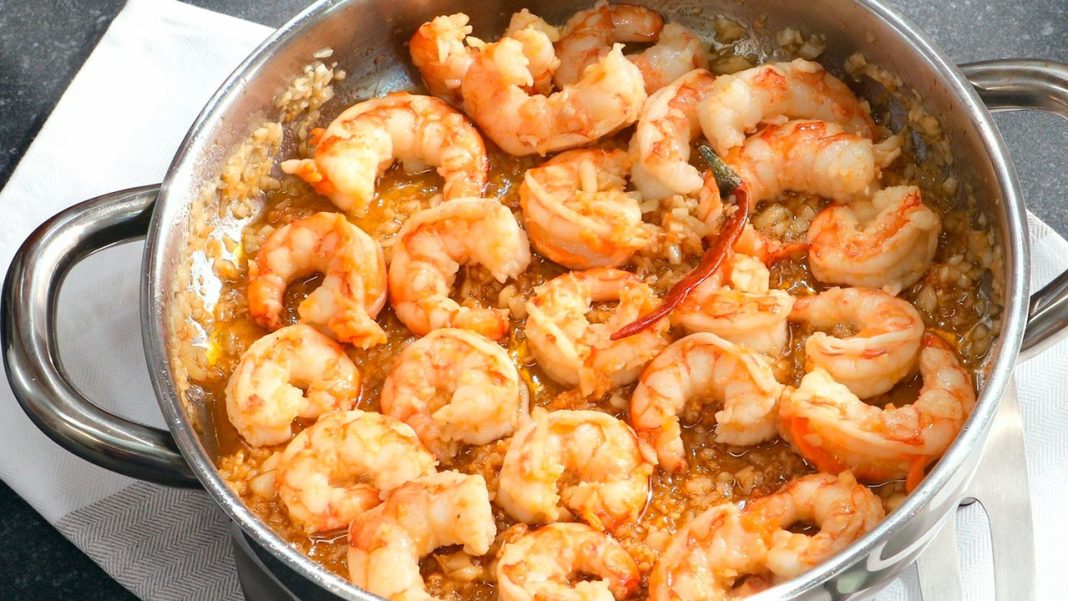 La receta de gambas al ajillo más rica que la de Berasategui o Jordi Cruz