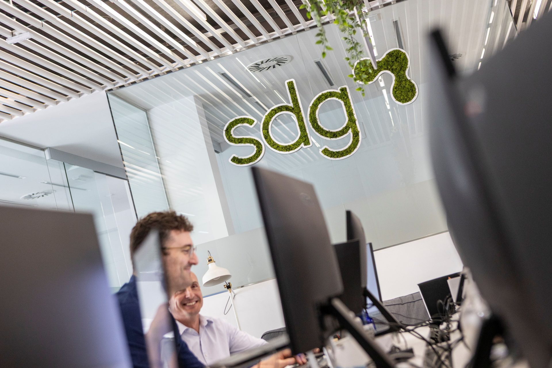 SDG Group extiende su liderazgo en IA con la apertura de oficinas en Arabia Saudita, Abu Dhabi y ...