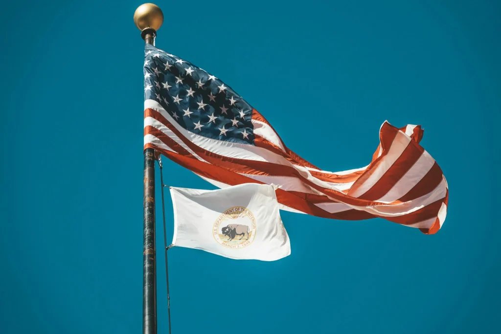 Trump arremete de nuevo contra Meloni por la negativa de Italia a ...